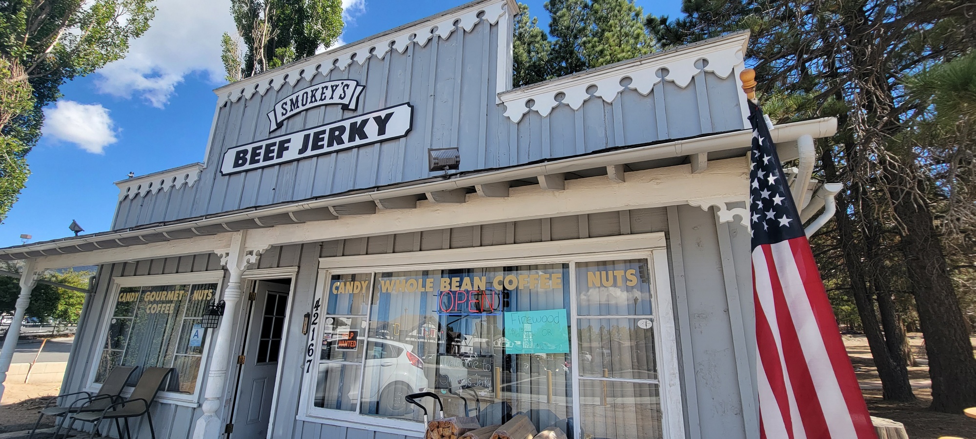 Smokey's Beef Jerky - Destination Big Bear