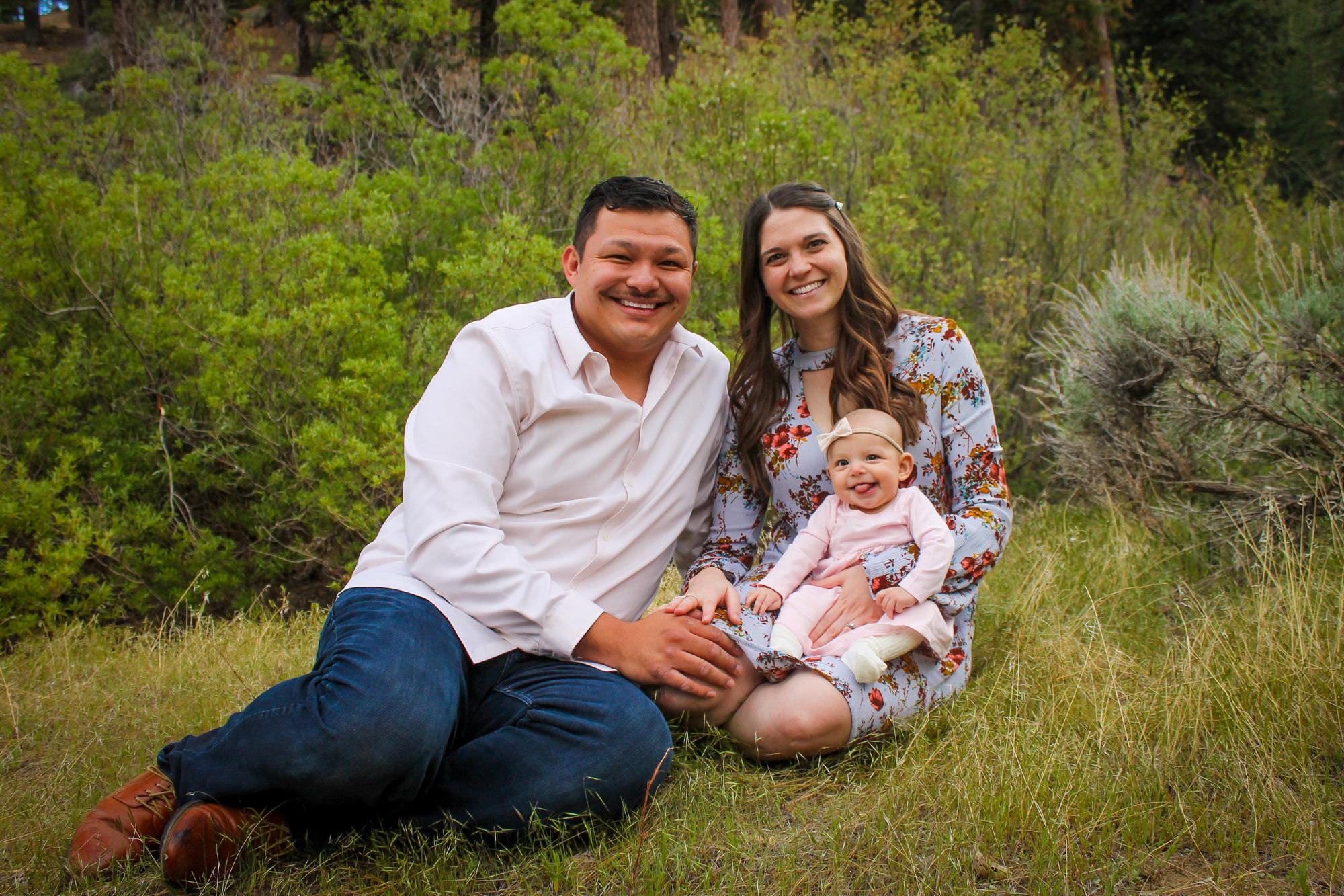 Get Family Portraits in Big Bear Lake - Destination Big Bear