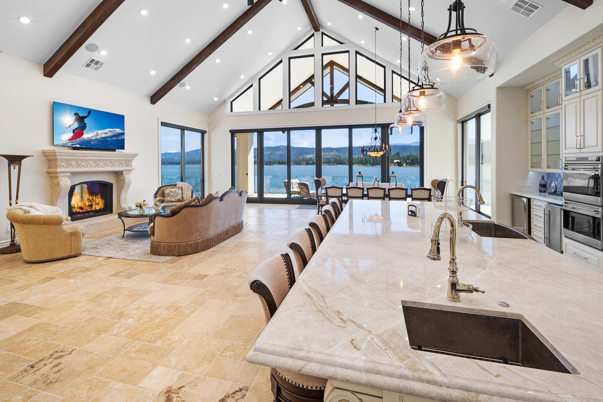 Cabin of the Week: Waterfront Dreams in Fawnskin, CA