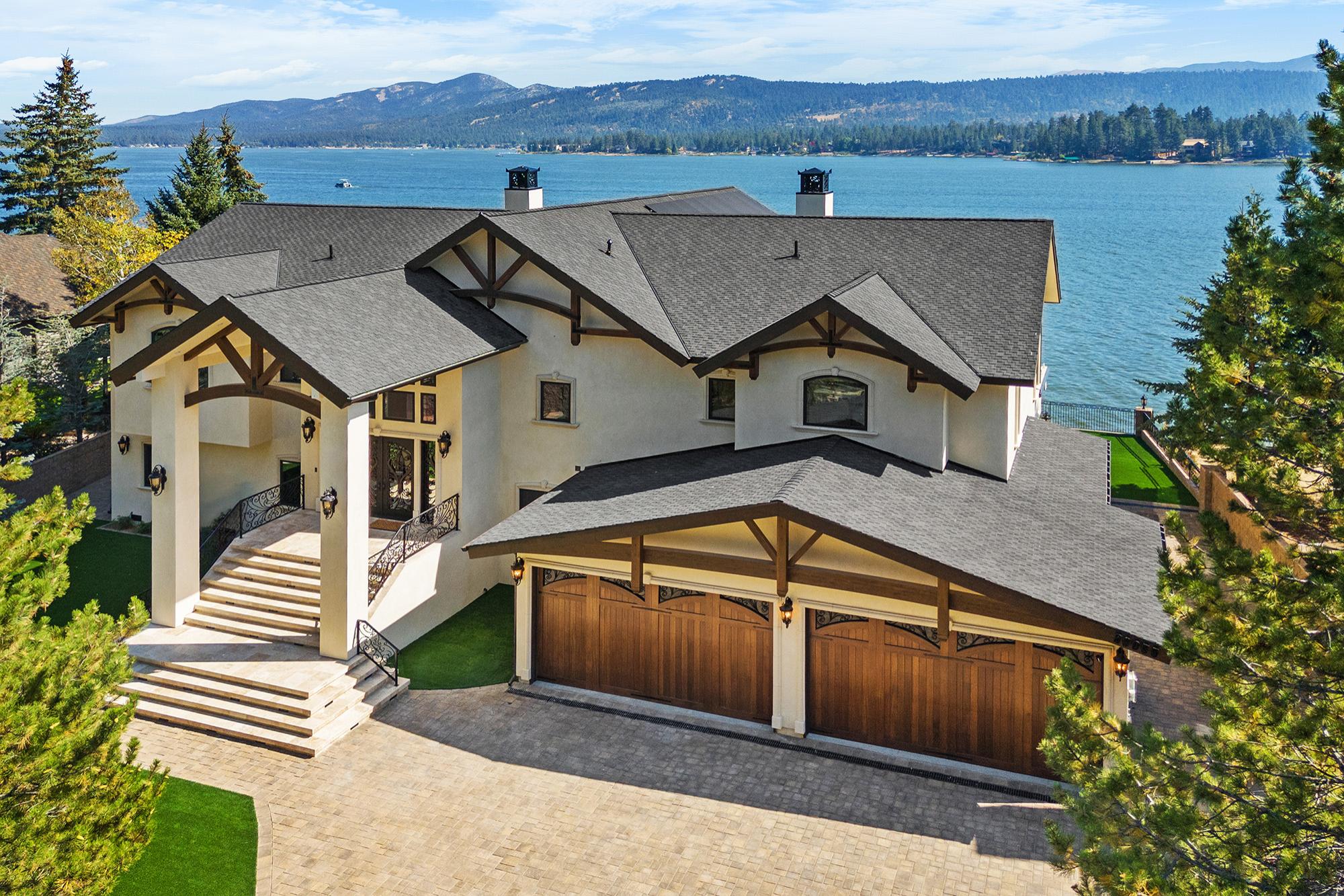 Cabin of the Week: Waterfront Dreams in Fawnskin, CA